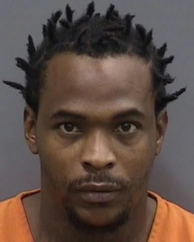 KENNETH-JR DAVIS booked for 1,000.00