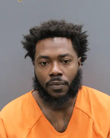 DAQUAN DAVIS booked for 500.00