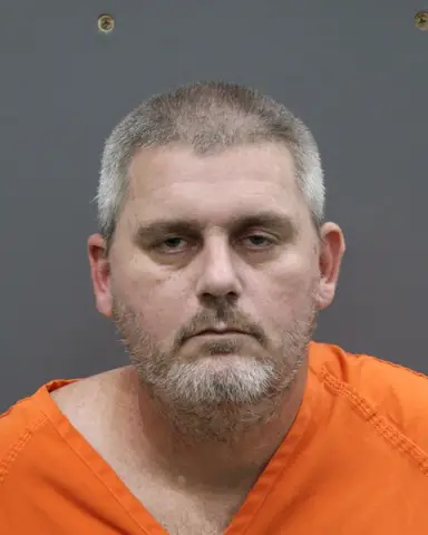 DUSTIN BENNETT booked for 1,000.00