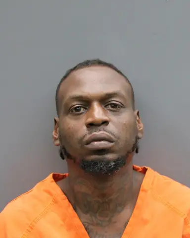 OCTAVIOUS NORTON booked for 500.00