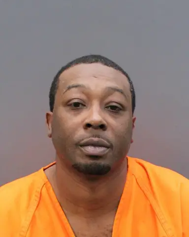 RANDY-JR HOLLAND booked for 0.00