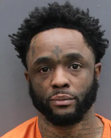 VONQUES-D THOMPSON booked for 500.00