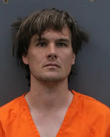 JOHNATHAN KRAEMER booked for 500.00